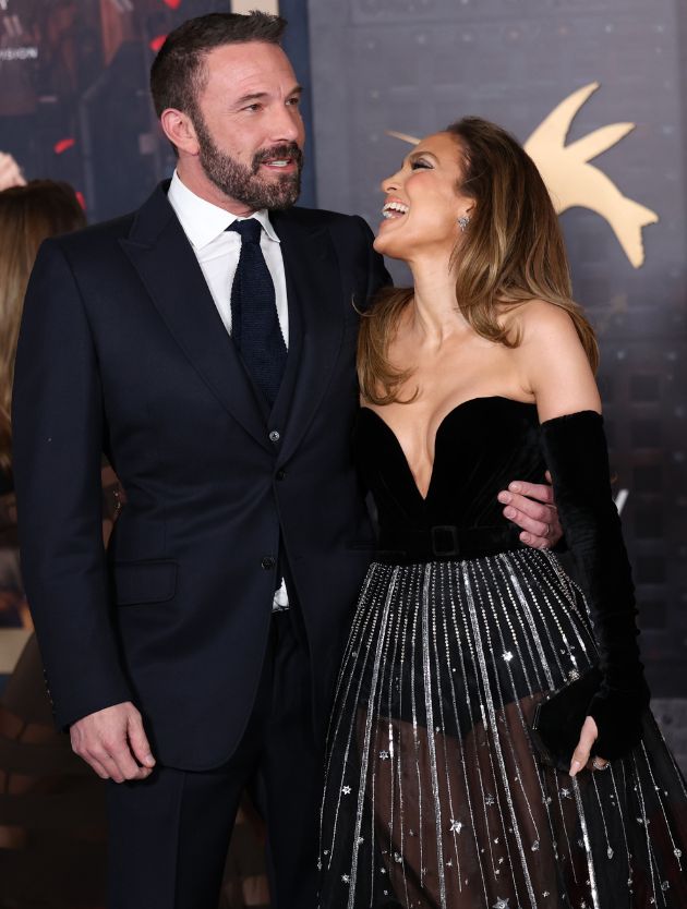 This Is Me... Now: A Love Story, Jennifer Lopez e Ben Affleck, baci sul red carpet alla première ...