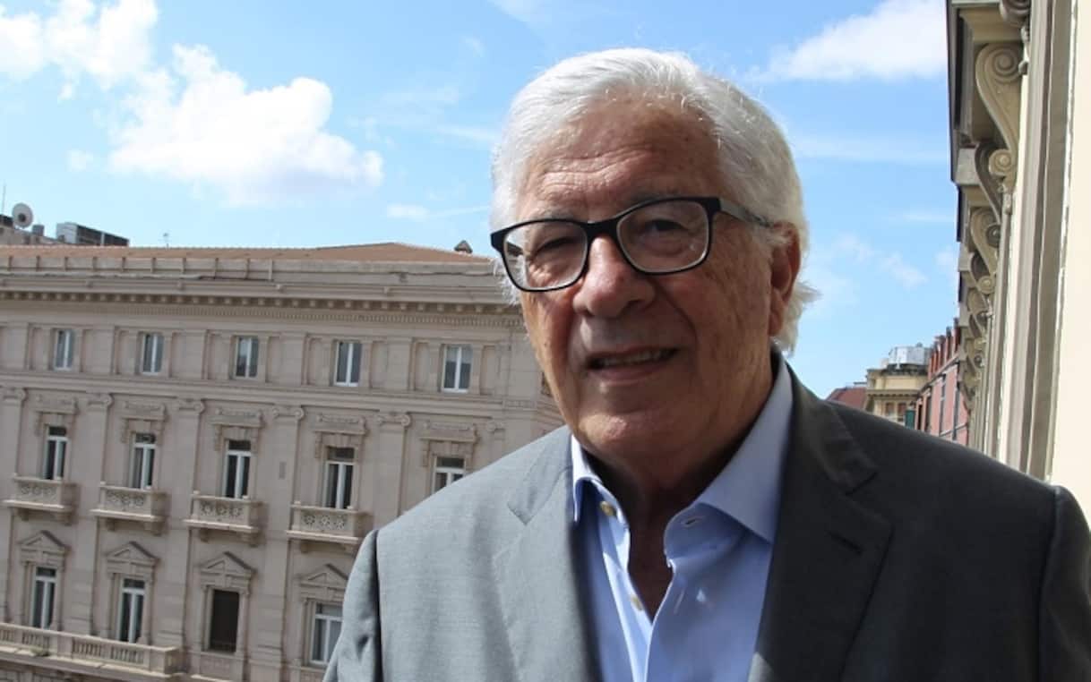 Napoli, lutto per Peppino di Capri: morta la moglie Giuliana | Sky TG24