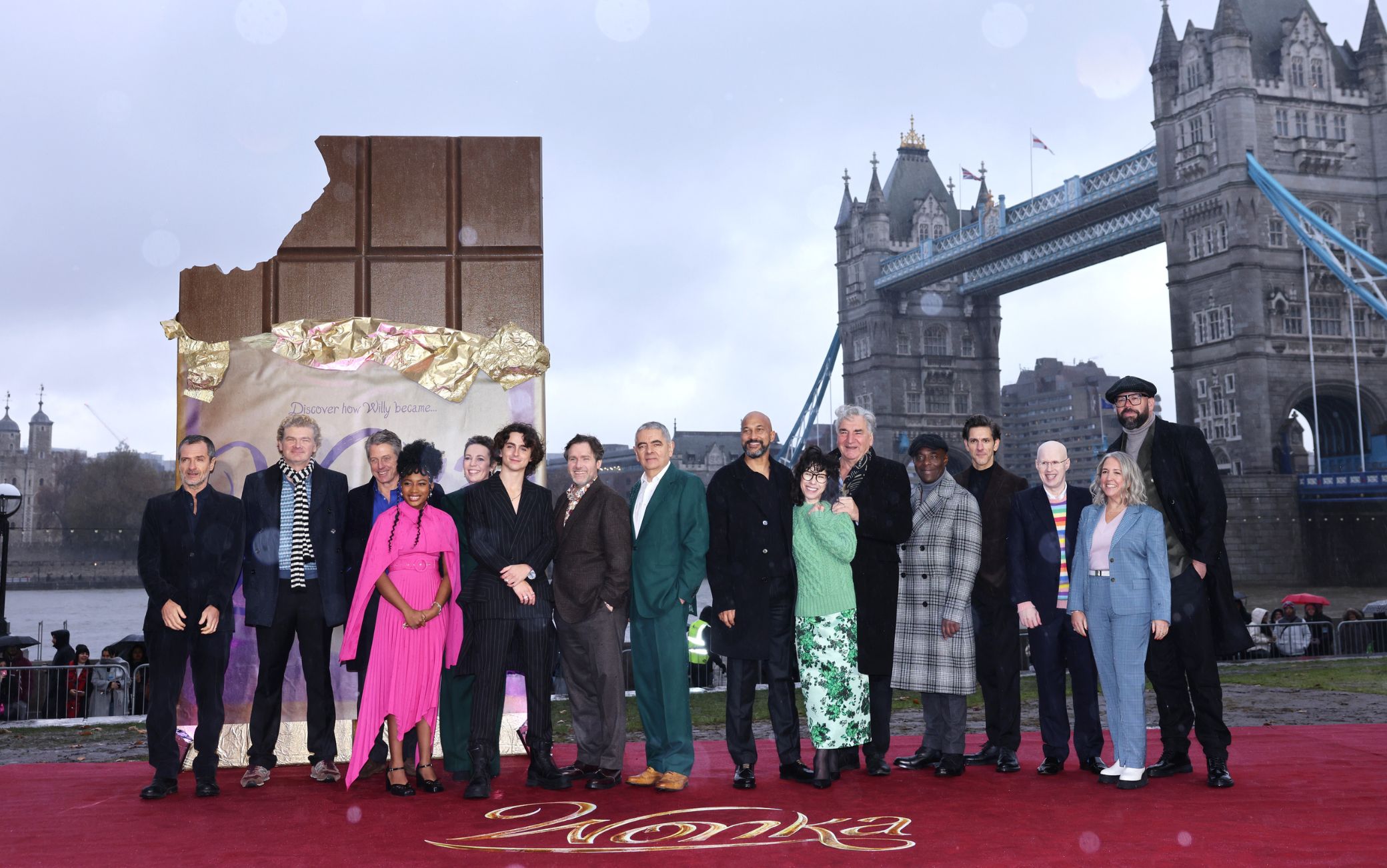 Wonka, Timothée Chalamet e il cast del film sbarcano a Londra. Le foto ...