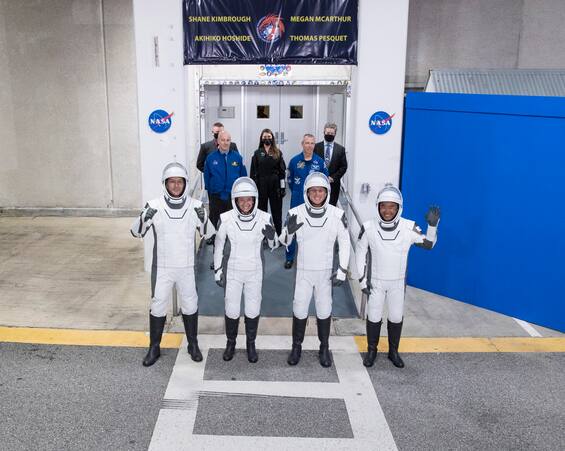 Spazio: la Crew Dragon 2 di Space X è partita verso Iss. Video | Sky TG24