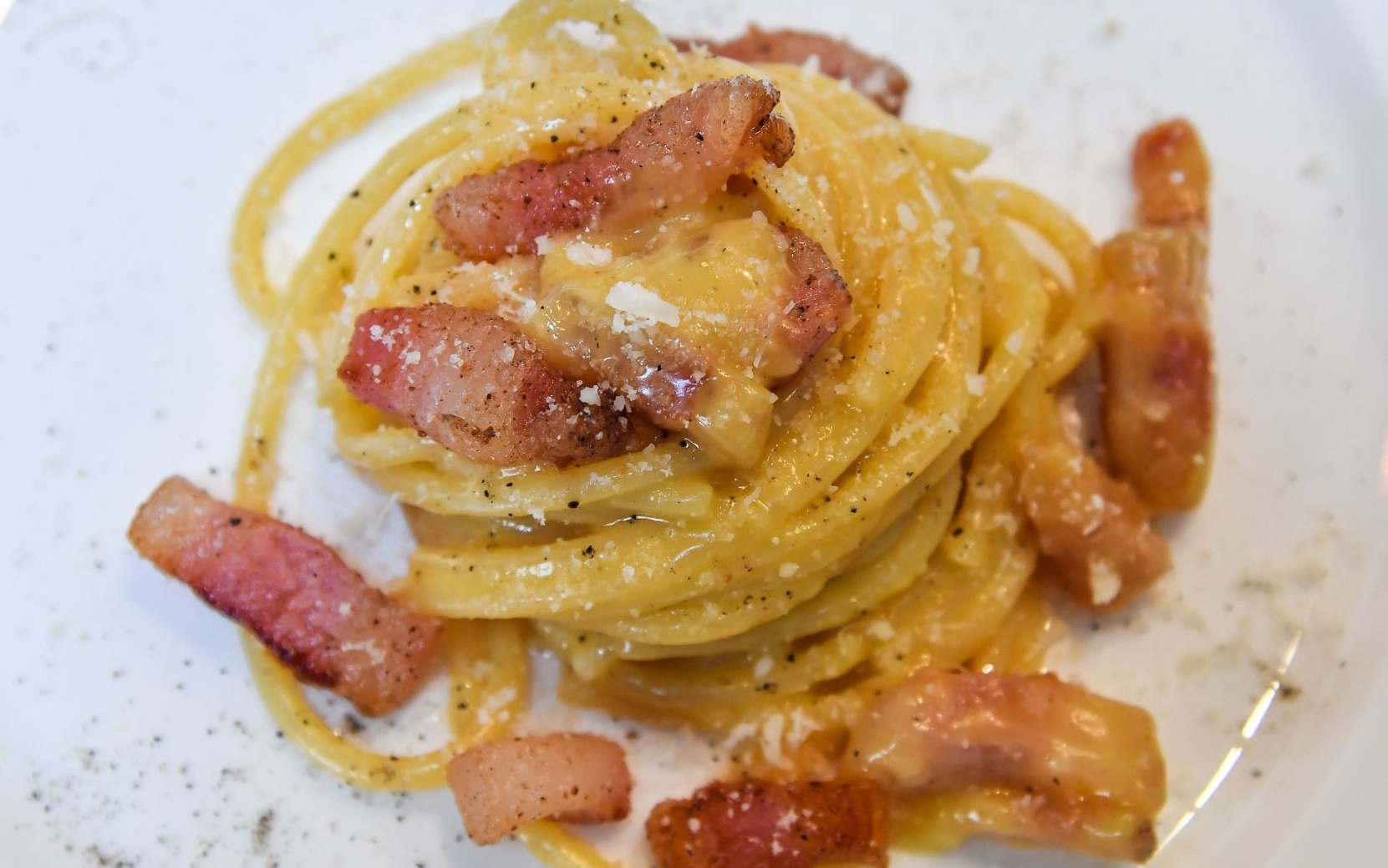 Carbonara Day, i migliori ristoranti dove mangiarla a Roma | Sky TG24