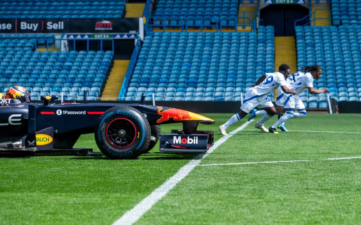 F1, chi è più veloce sull'erba: una Red Bull o... i calciatori del ...