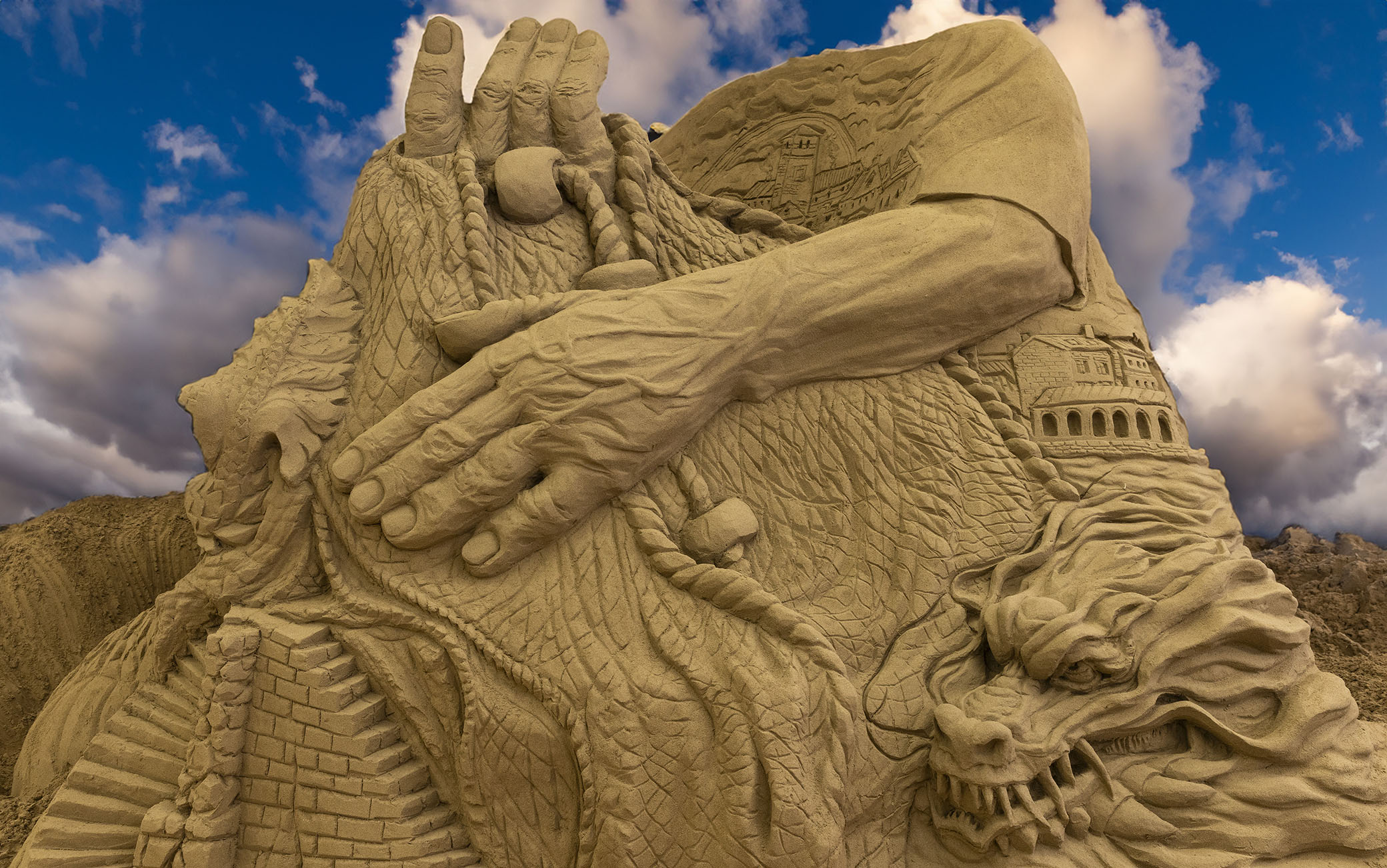 Natale a Lignano Sabbiadoro, le foto del Presepe di sabbia | Sky TG24