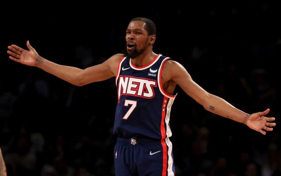 Mercato NBA, Kevin Durant pensa al ritiro? 'Sono tutte caz***e, è ...
