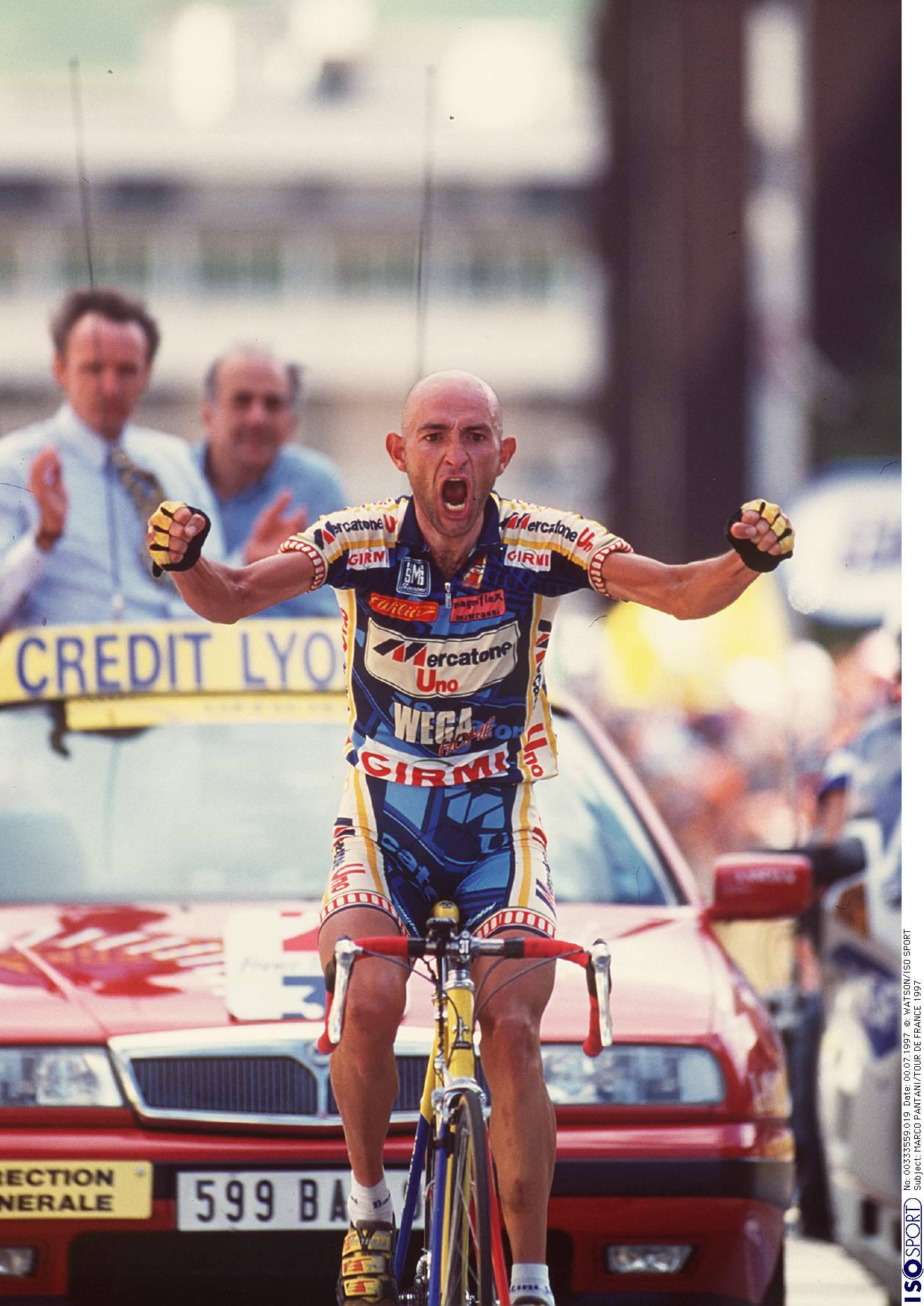 Marco Pantani, 20 anni fa la morte del ciclista romagnolo. FOTO | Sky TG24