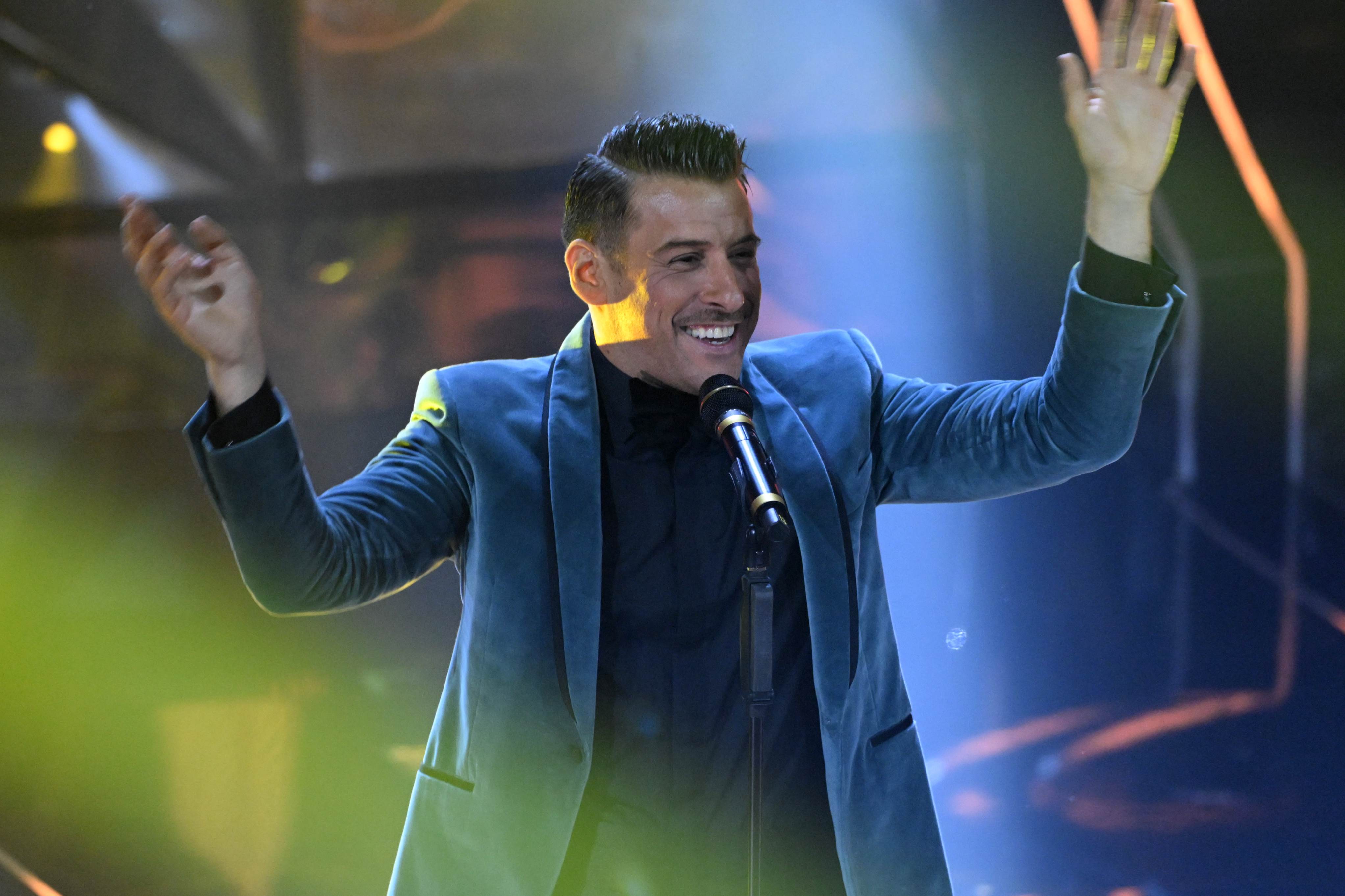 Francesco Gabbani in concerto all'Arena di Verona: la scaletta e gli ...