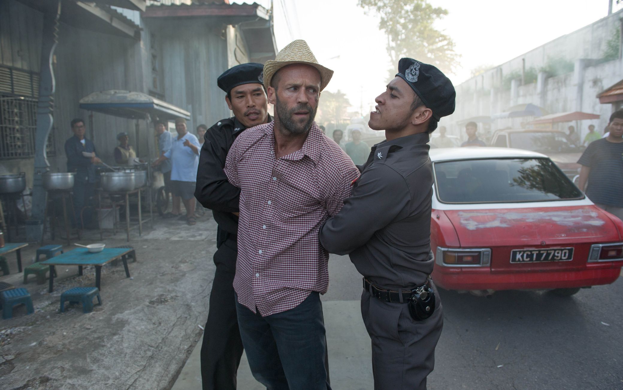 Mechanic: Resurrection, il cast del film con Jason Statham e Jessica Alba