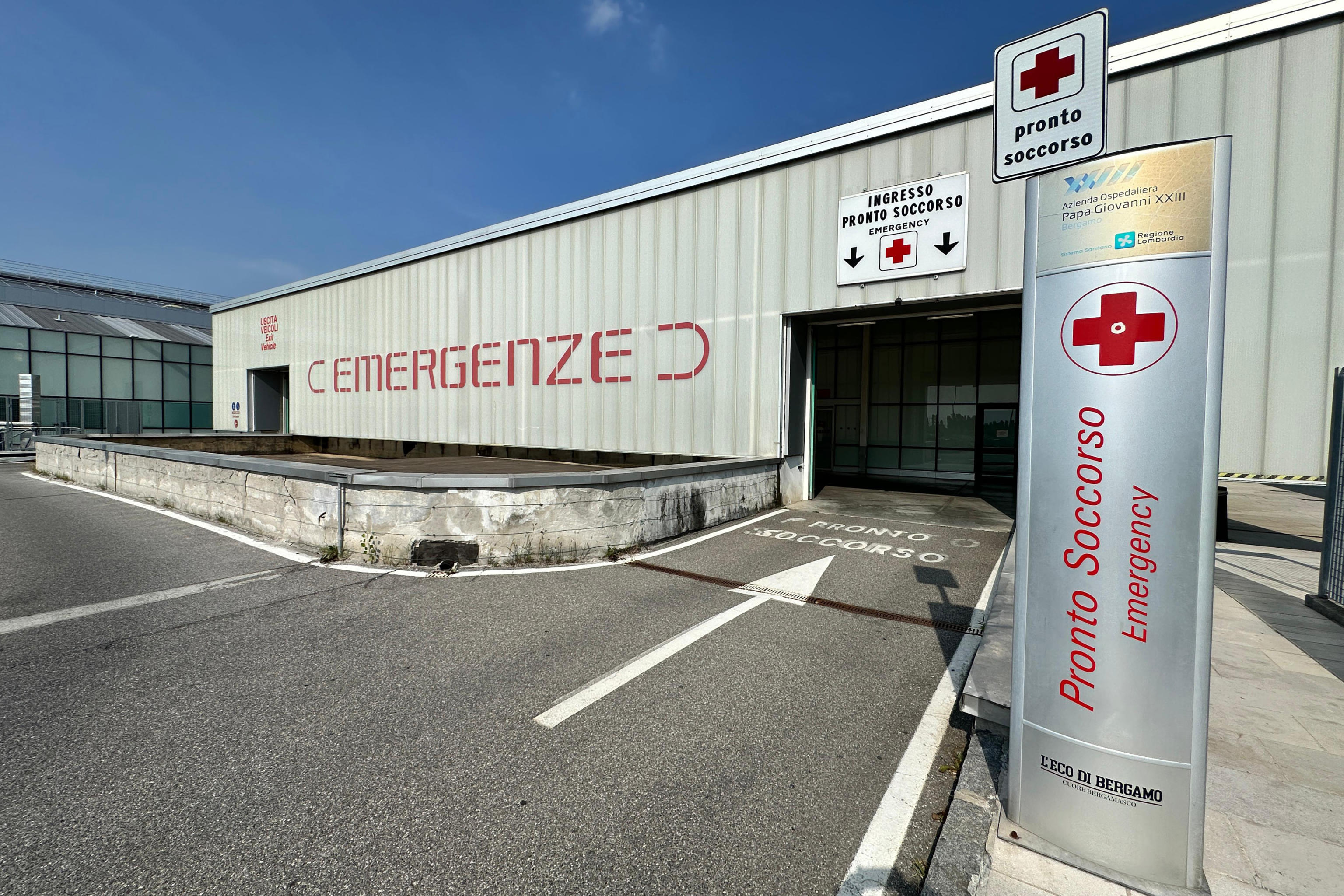 Bambino morto in piscina a Chiari, è del bagnino Matteo Formenti il ...