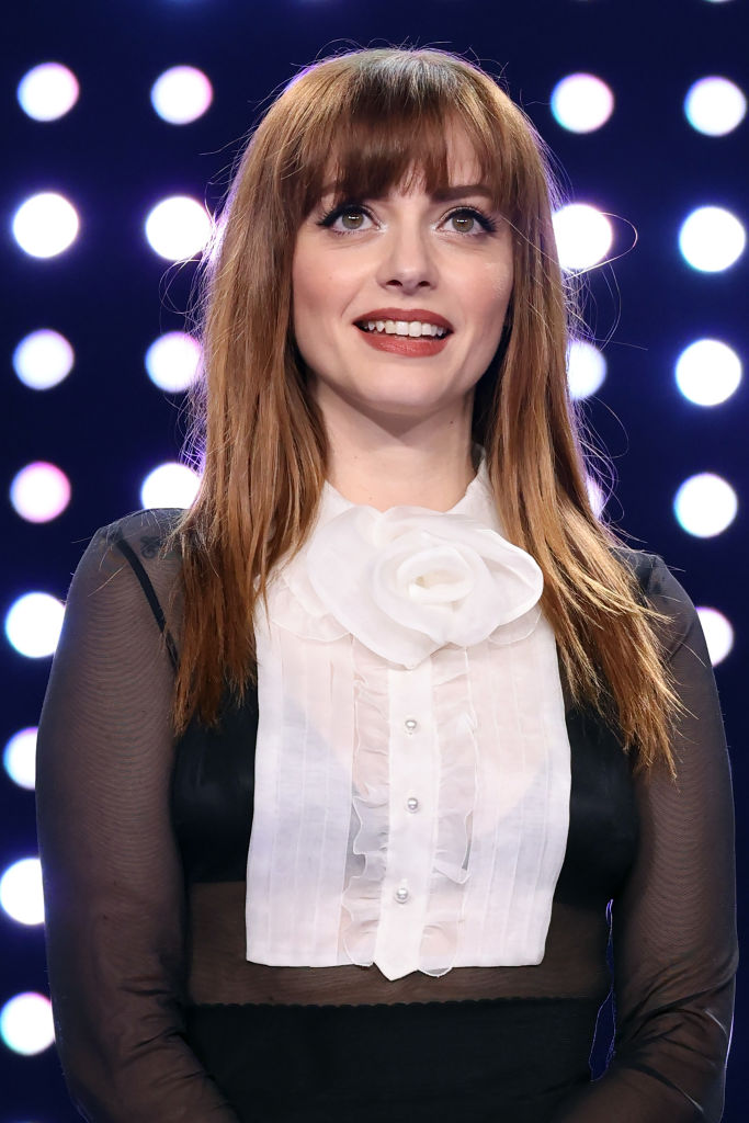 Nuovo look per Annalisa, il taglio corto per annunciare il nuovo ...