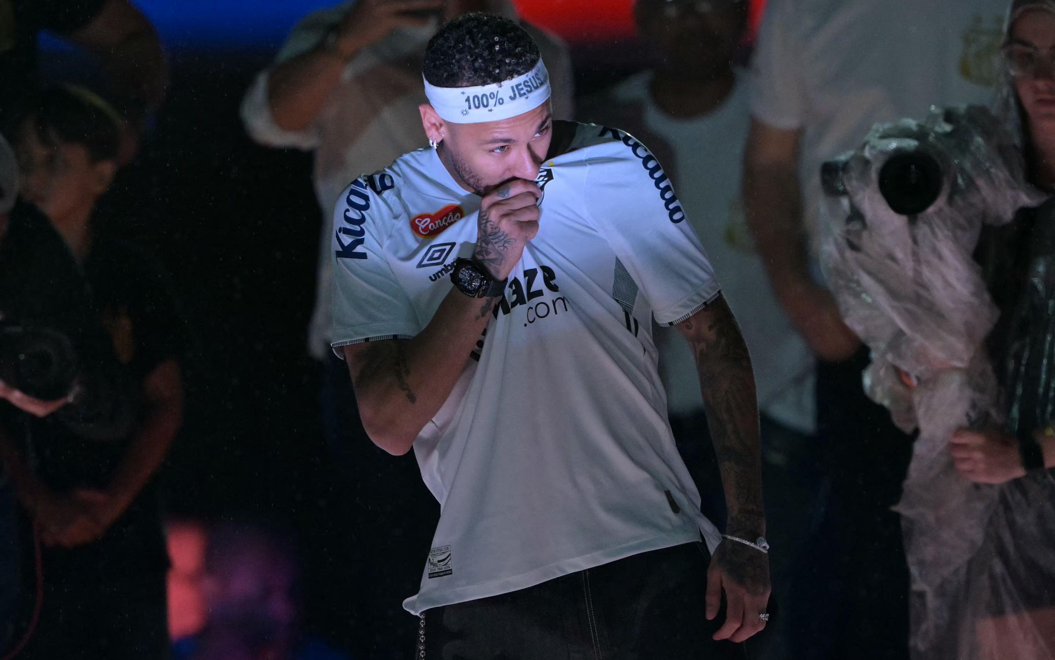 Calciomercato, Neymar torna al Santos: delirio, show alla presentazione ...