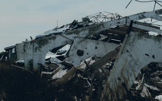 FAB 3000, cos'è la nuova bomba planante che la Russia ha usato contro l ...