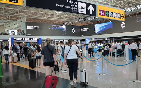 Offerte voli per il Black Friday 2024: gli sconti per chi viaggia in ...