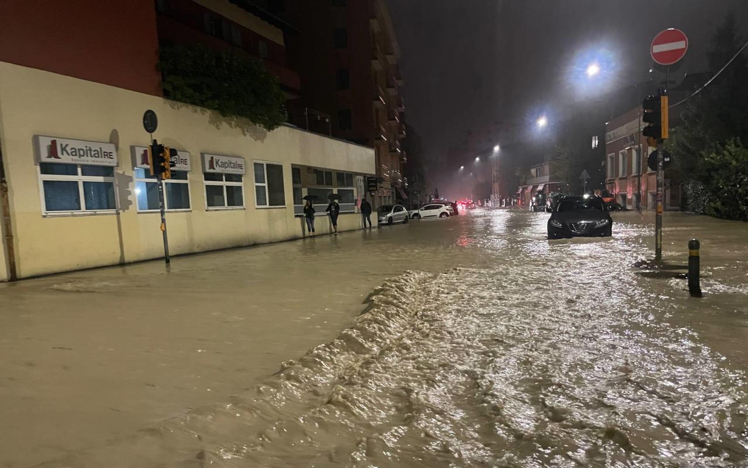 Maltempo Emilia Romagna, Priolo: 'Situazione più critica a Pianoro e Budrio' | Sky TG24