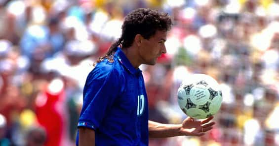 Roberto Baggio, carriera, vittorie e record del Divin Codino | Sky Sport