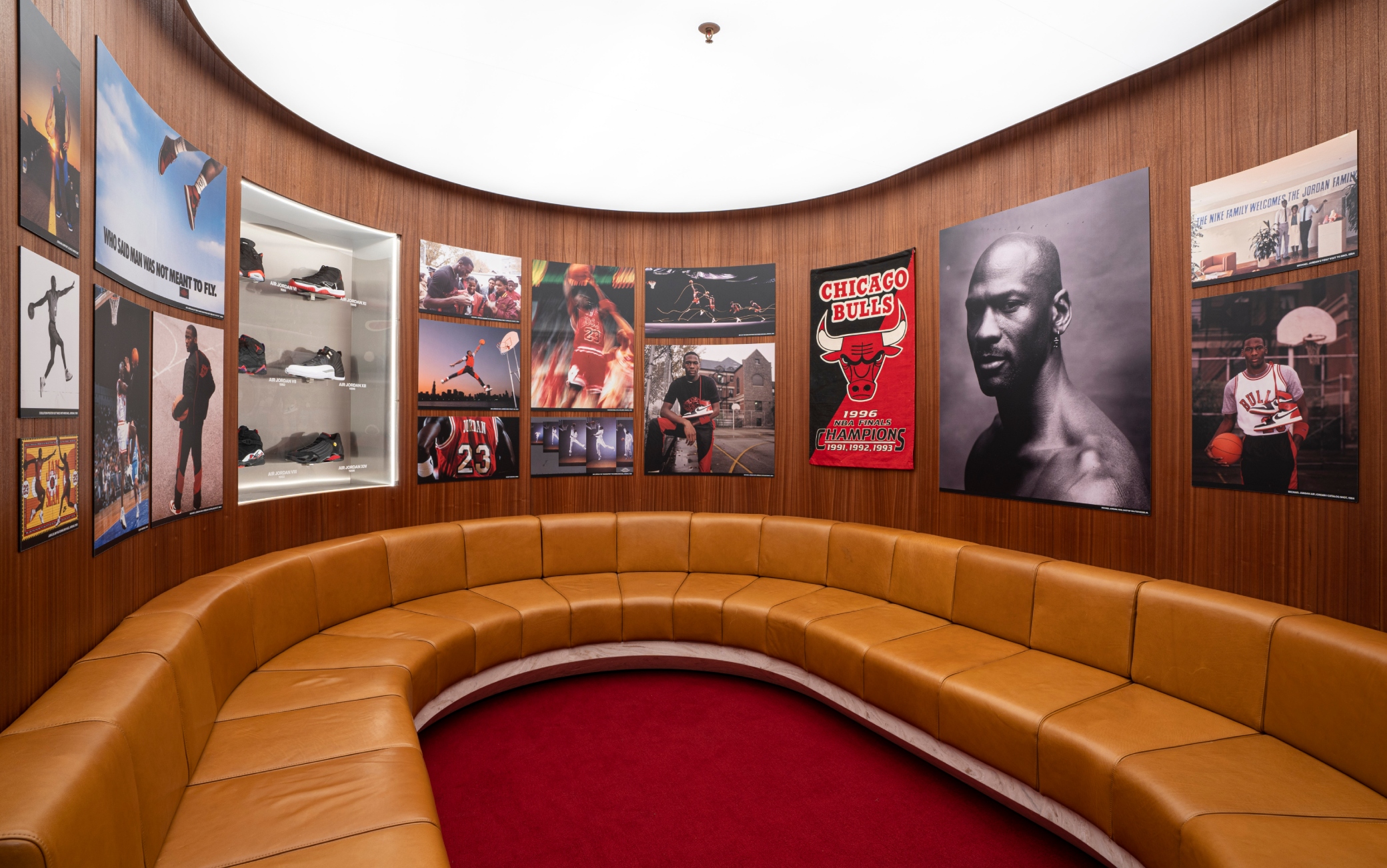Jordan World of Flight: apre uno store in centro a Milano. FOTO | Sky Sport