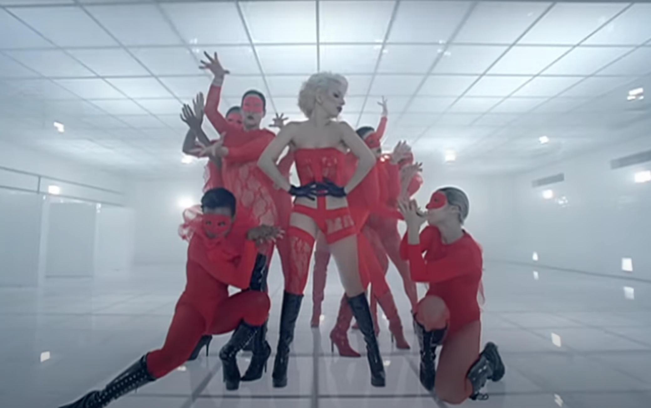 Thriller: meme, citazioni e parodie dell’iconico videoclip di Michael ...