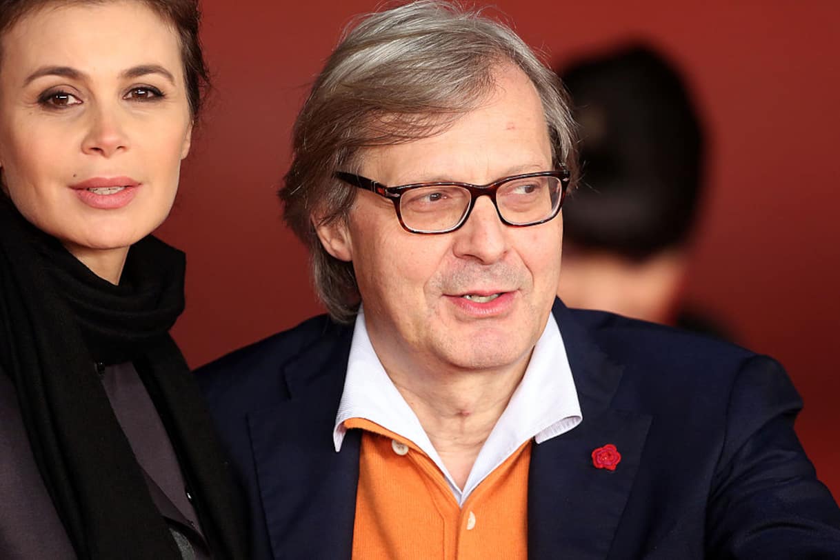 Vittorio Sgarbi annuncia il matrimonio con Sabrina Colle: 'Sposo chi mi ...