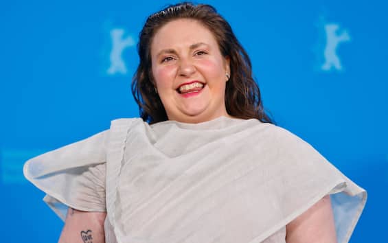 Bokep si at first difficult to book, hype fading but still