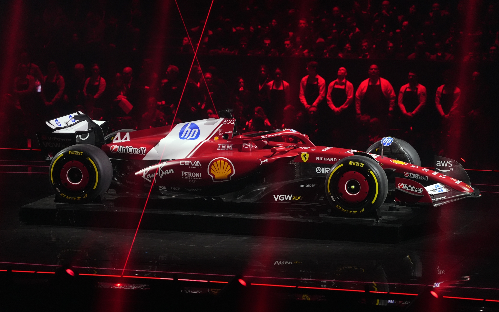 Ferrari F1 2025, la livrea della SF-25 di Hamilton e Leclerc. FOTO ...