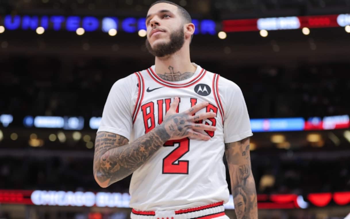 NBA, Lonzo Ball ce l’ha fatta: l’ovazione per il ritorno in campo dopo ...