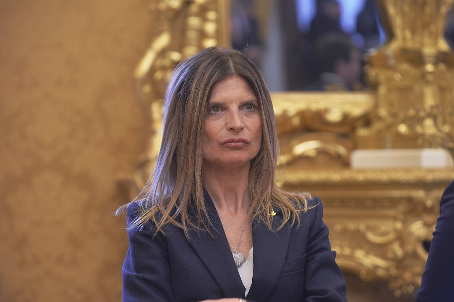 Chi è Andrea Giambruno, giornalista ed ex compagno di Giorgia Meloni ...