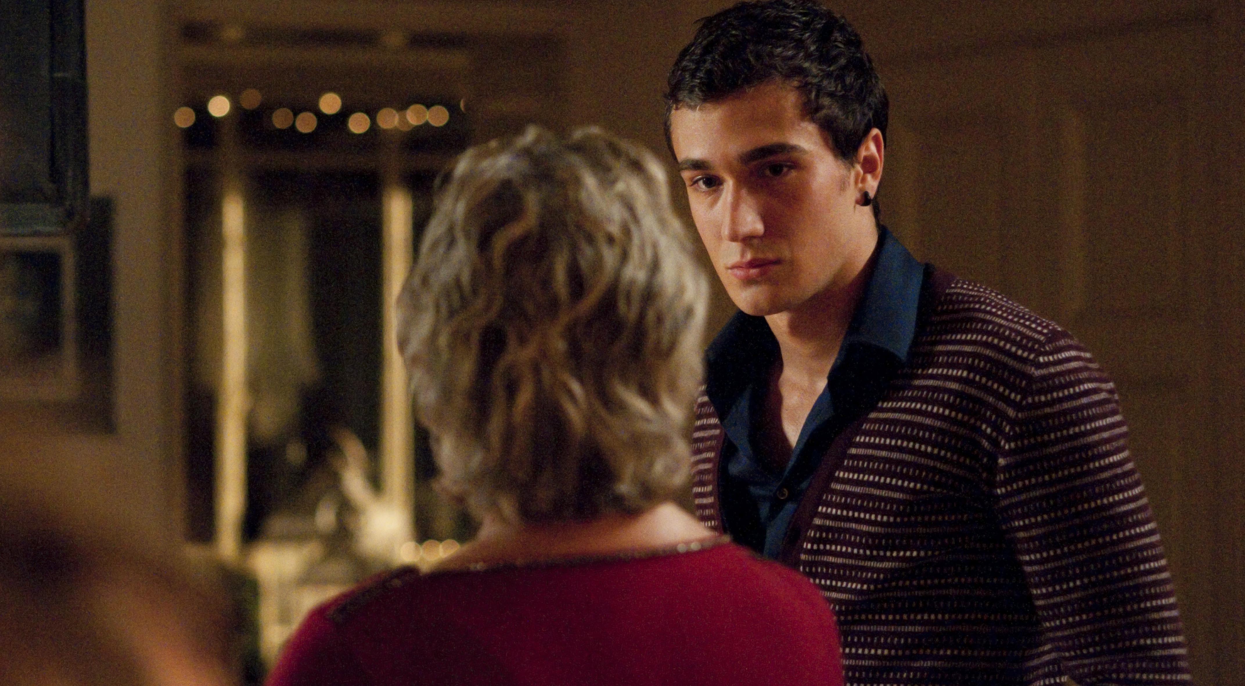 Emily in Paris 4, chi è Eugenio Franceschini l'attore che interpreta ...