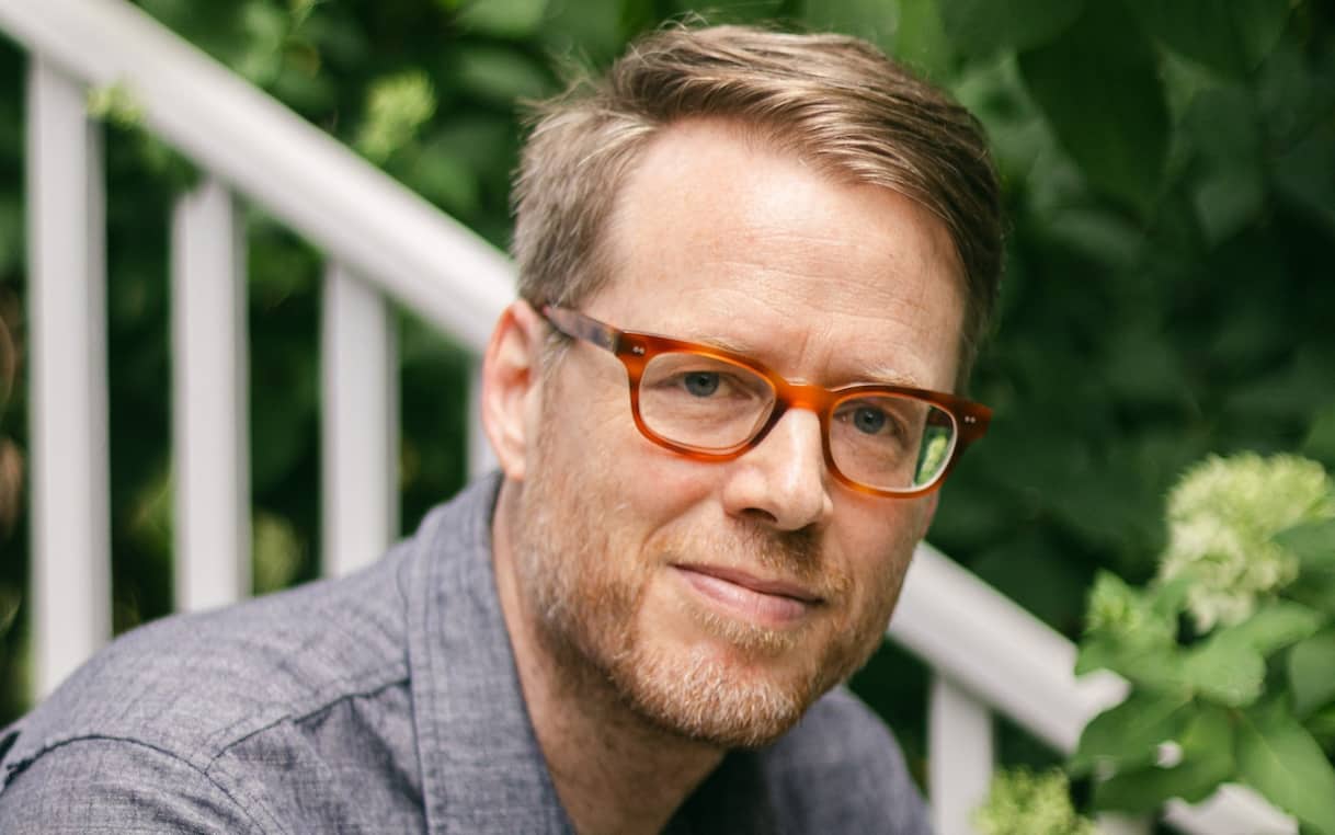Libri, l'intervista a Eric Puchner su 'Stato di sogno', durante ...