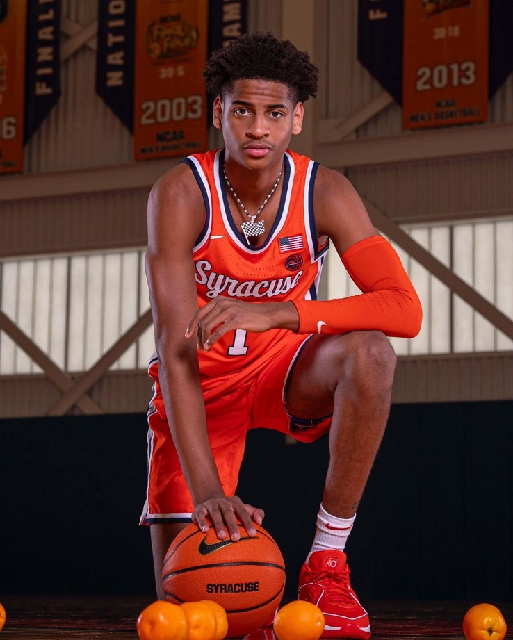 NBA, Kiyan Anthony posa con la maglia dei Syracuse Orange che fu di suo ...