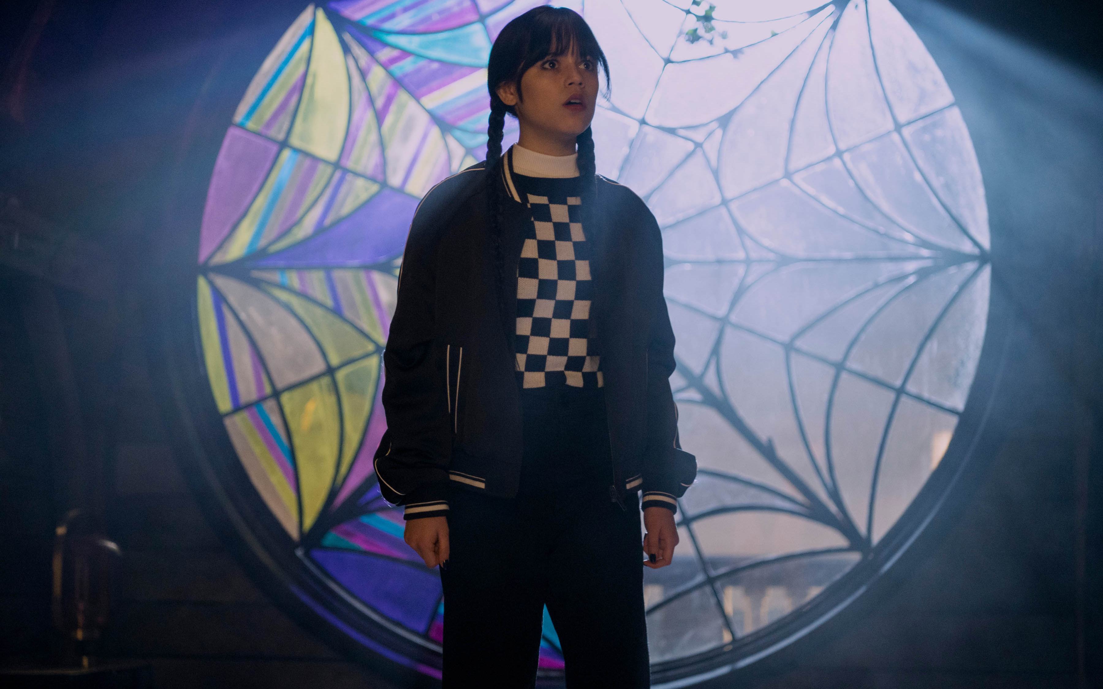 Mercoledì, il poster della seconda stagione della serie con Jenna ...