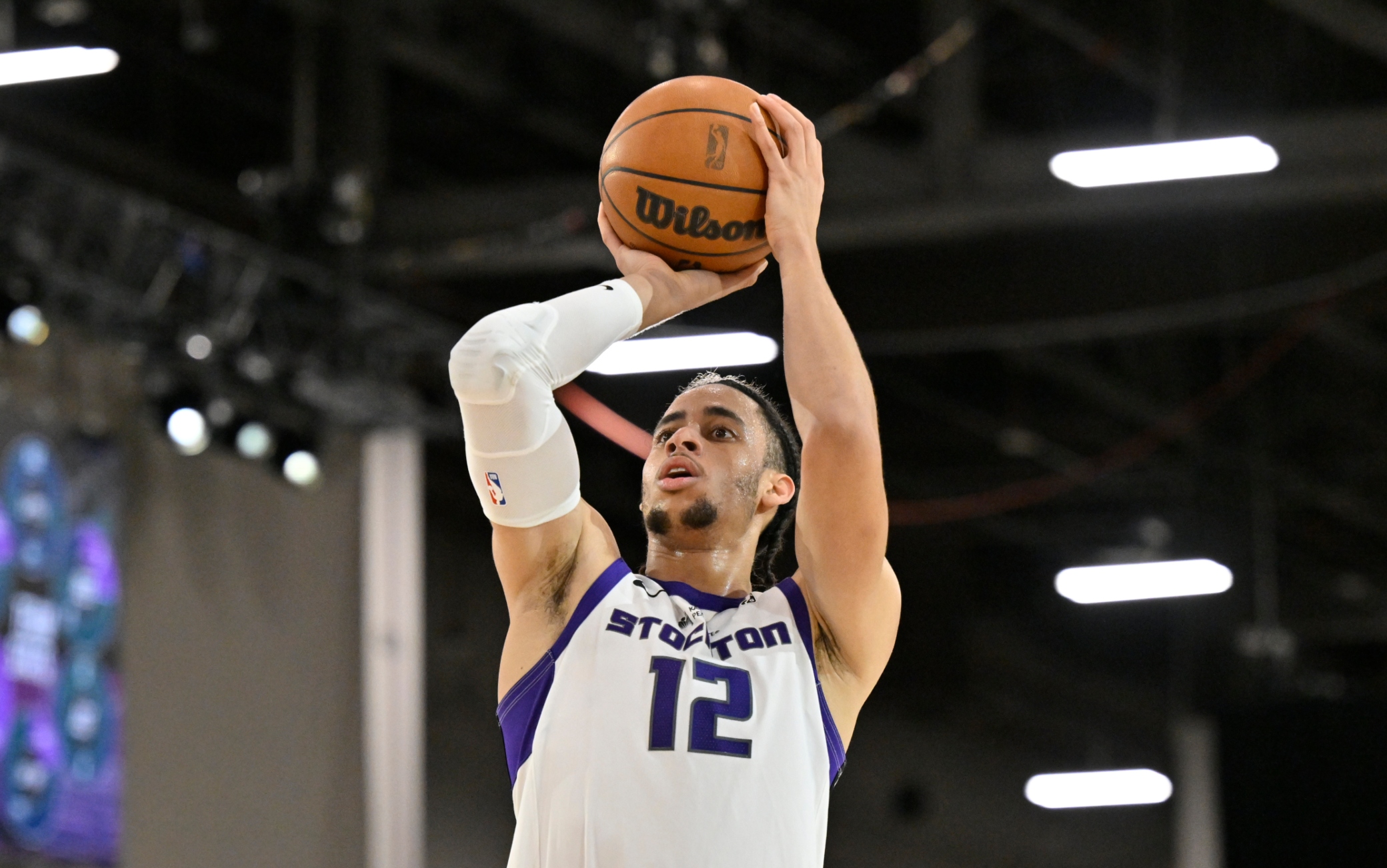 Chance Comanche arrestato a Las Vegas con l'accusa di sequestro e ...