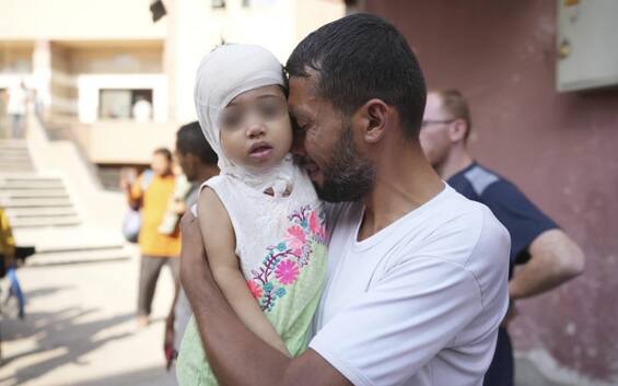 Alisa Kireeva (Gaza Kinder Relief): 'Alaa e Zeina salvate dalle bombe' | Sky TG24