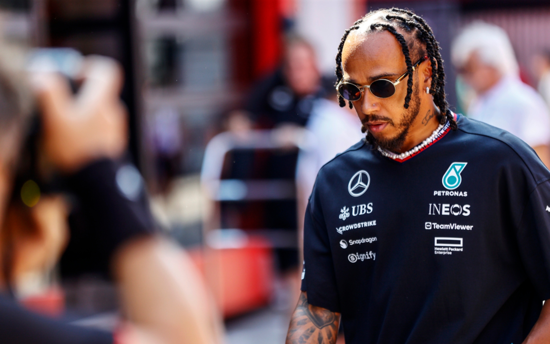 F1, l'arrivo di Hamilton a Monza: tra un anno lo farà da pilota Ferrari ...