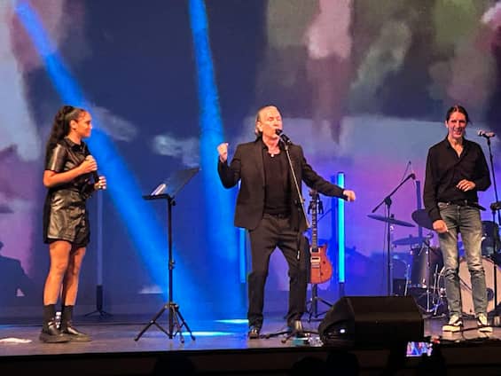 Mauro Repetto racconta la sua storia e quella degli 883