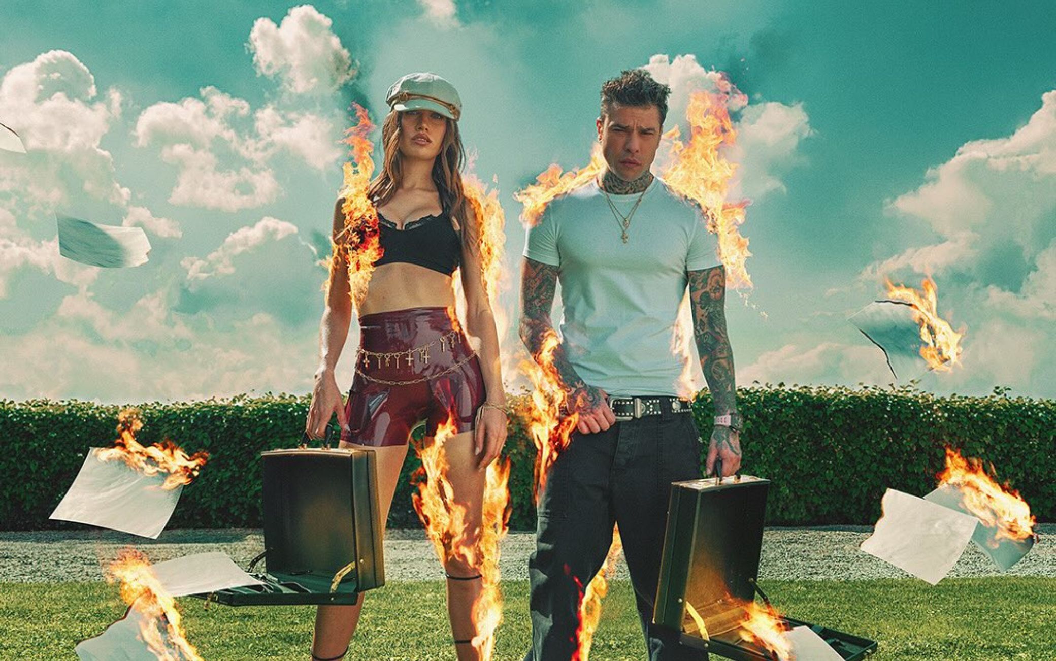 Fedez e Clara annunciano il nuovo singolo Scelte Stupide | Sky TG24