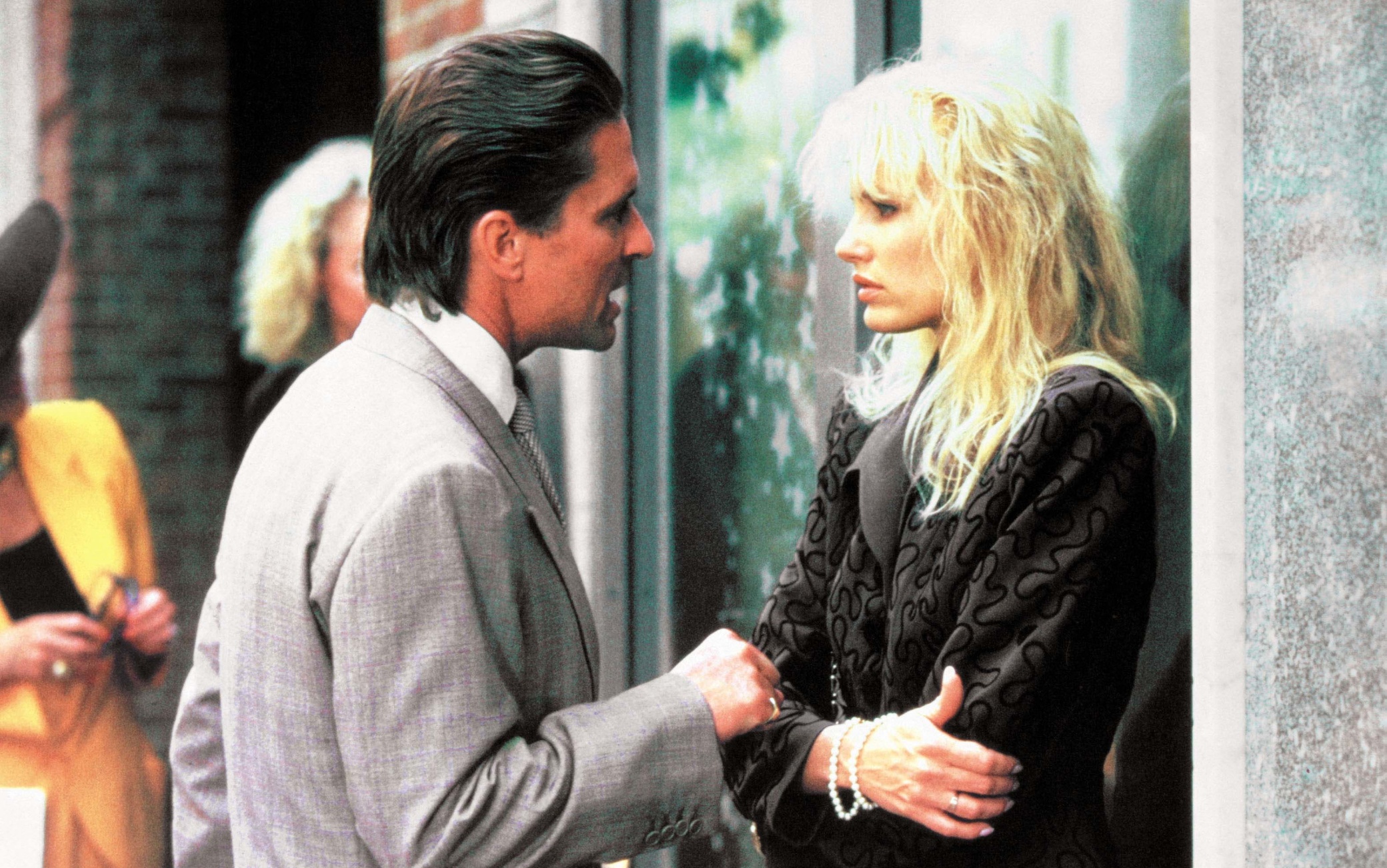 Wall Street, 35 anni fa usciva il film con Michael Douglas: le ...