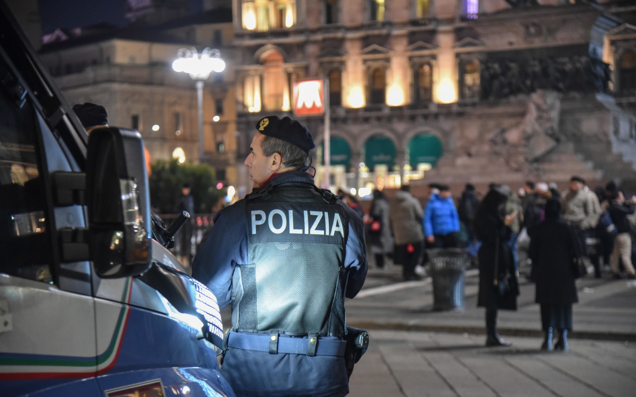 Capodanno in Piazza Duomo a Milano, si indaga su almeno 5 casi di ...