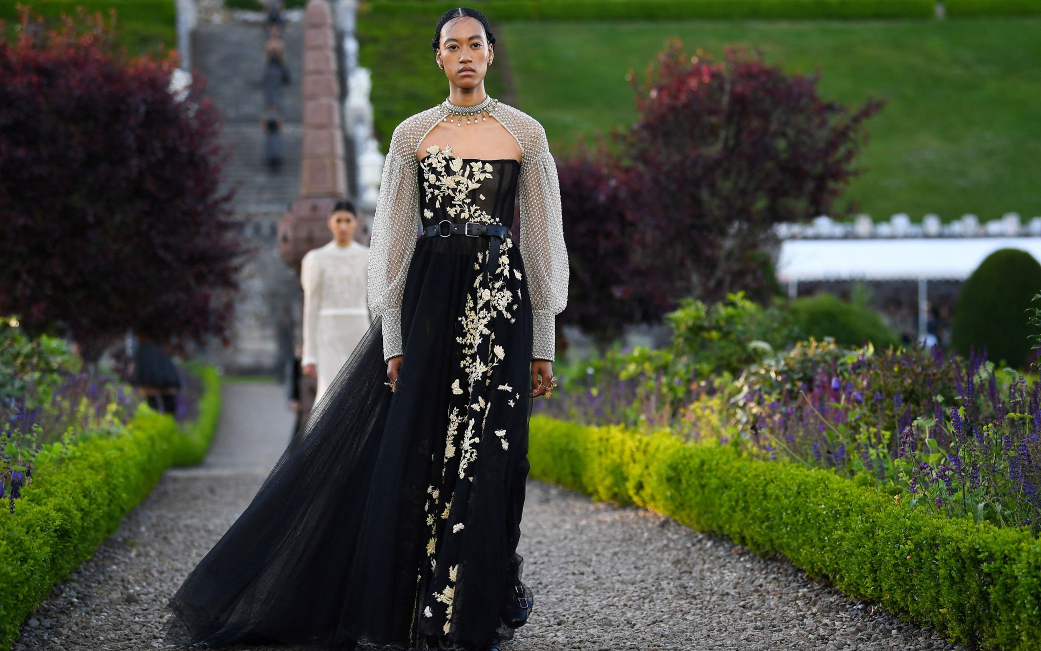 Dior Cruise 2025, la sfilata di Maria Grazia Chiuri in Scozia e le star ...