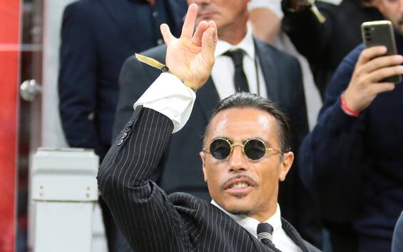 Salt Bae apre steakhouse a Casa Brera Hotel di Milano: lo chef turco ...