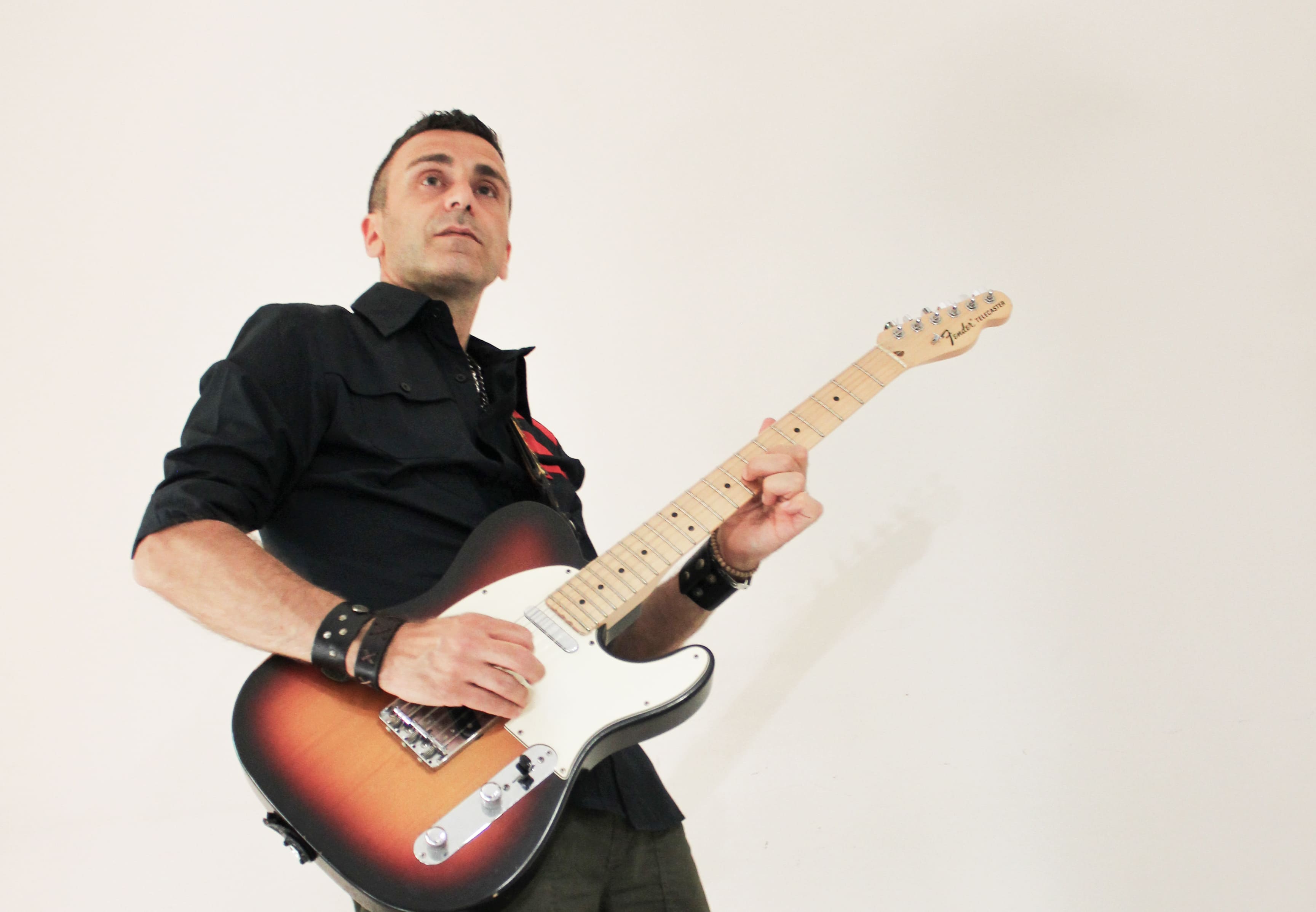 Marco V. Ambrosi racconta di un musicista immaginario ne Lo Strappo: la ...
