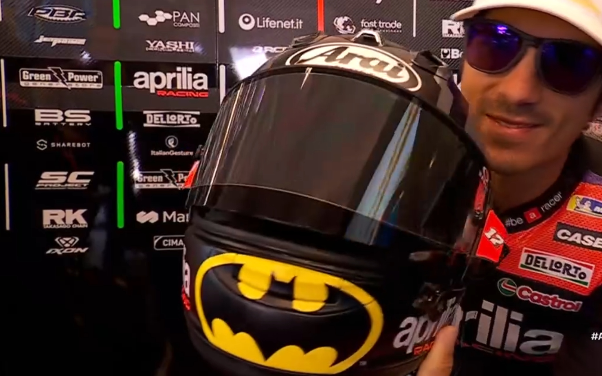 MotoGP, Vinales con un casco da Batman. E il COTA di Austin diventa ...