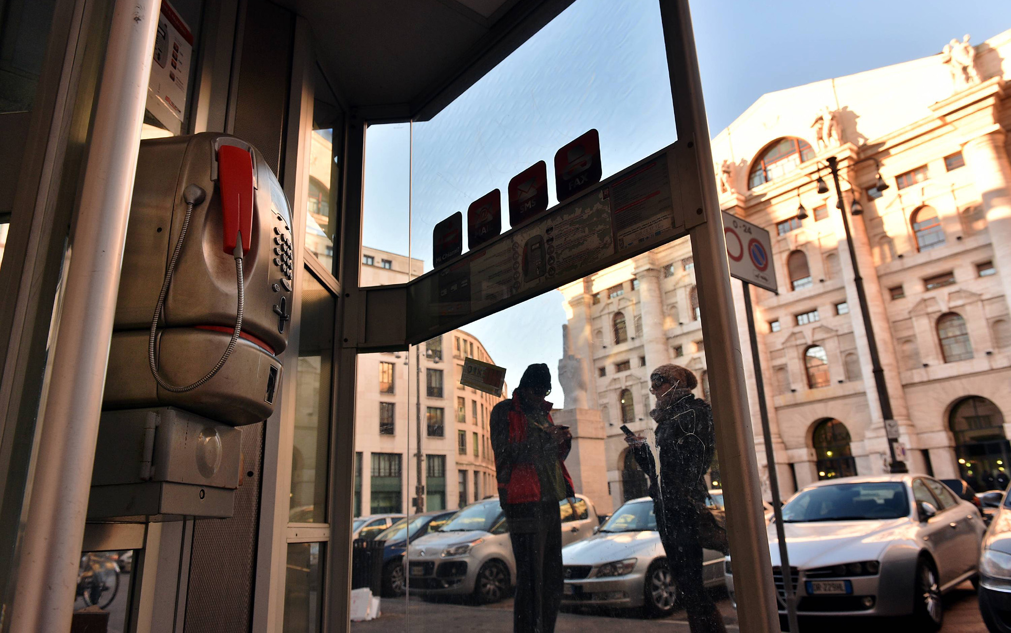 Cabine telefoniche addio, via libera Agcom alla rimozione in tutta ...