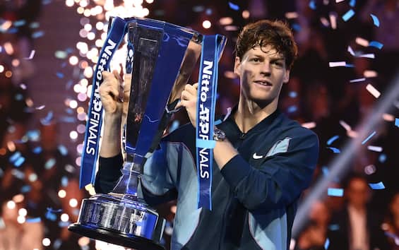 Jannik Sinner vince Atp Finals, battuto Fritz 6-4, 6-4. Il torneo in ...