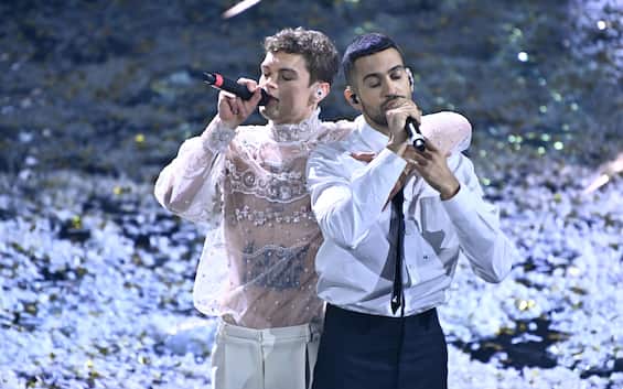 Eurovision Song Contest 2022, Mahmood e Blanco vincitori secondo i ...