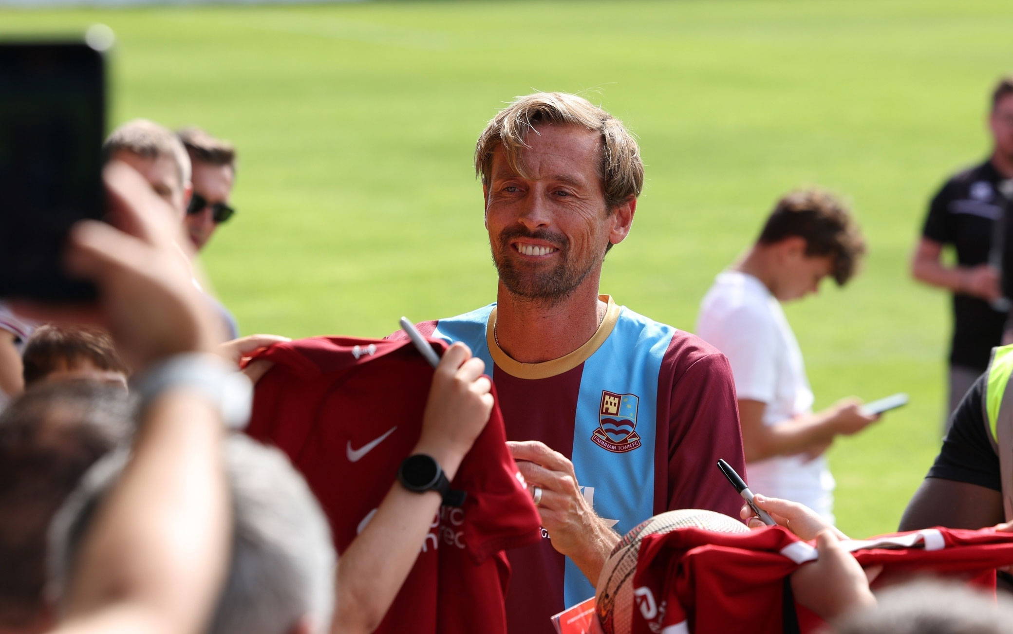Peter Crouch mascotte del Farnham Town: era arrivato ultimo al ...