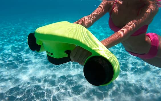 Da Nilox ecco l’Acqua Scooter a tre velocità: come funziona ...