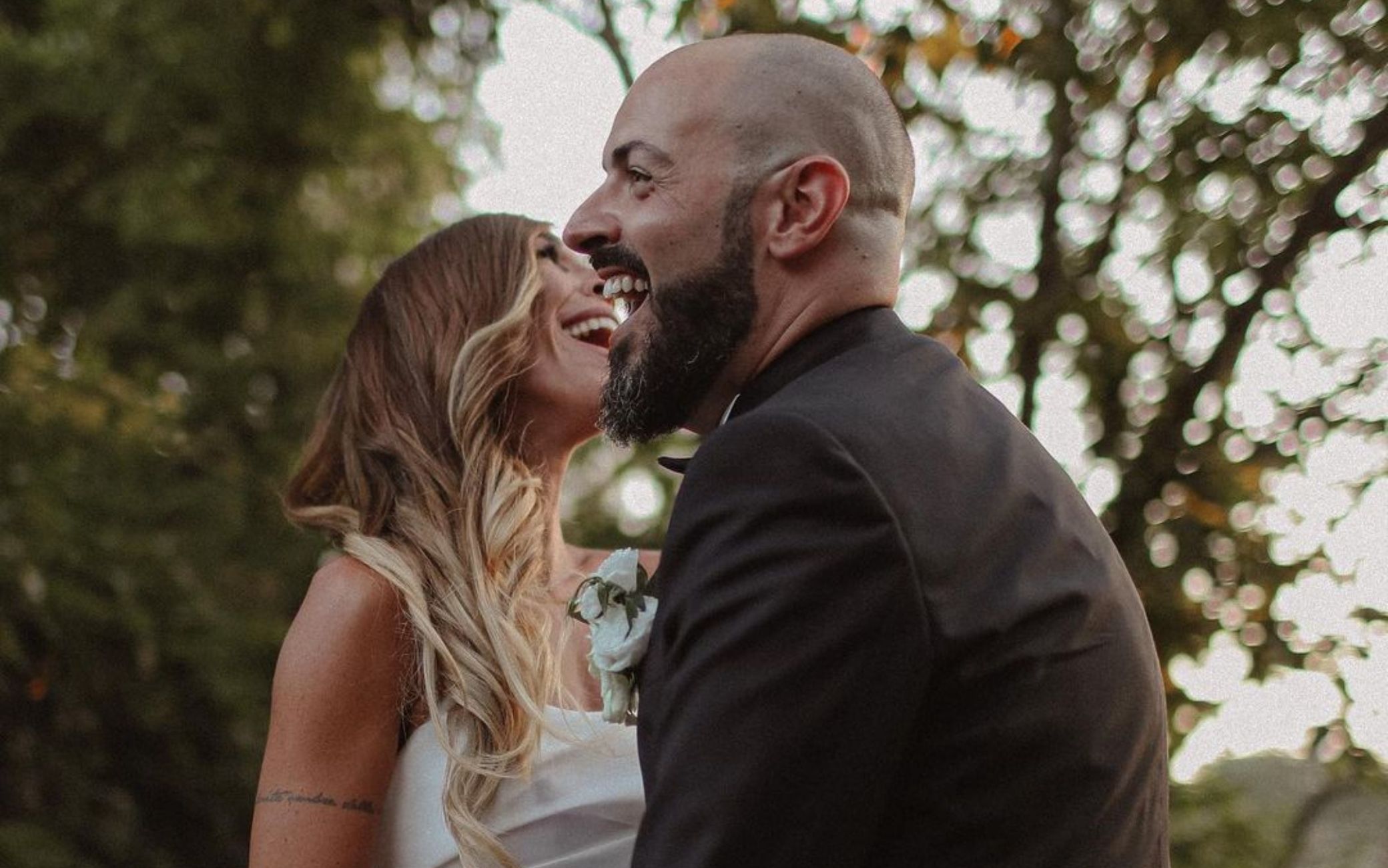 Giulia De Lellis con Carlo Gussalli al matrimonio della sorella ...