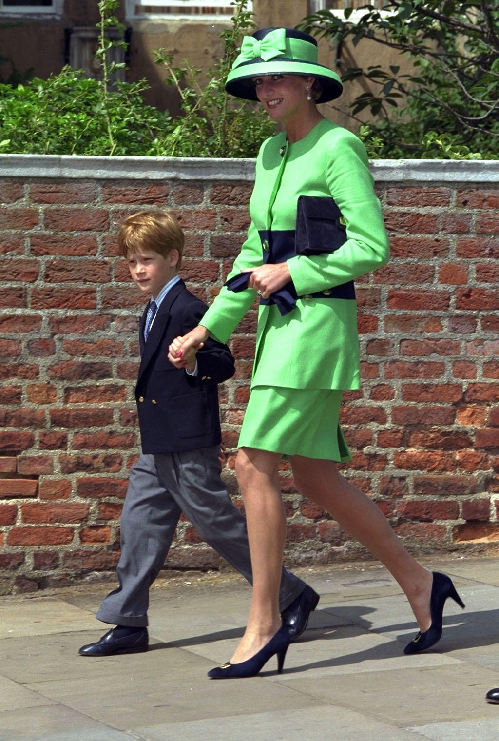 Lady Diana Spencer, 26 anni dalla morte: i 18 look più iconici della ...