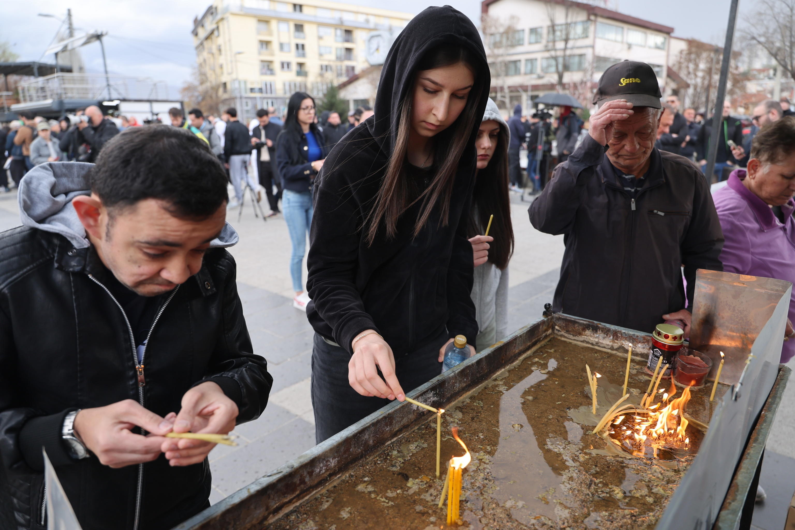 Macedonia, incendio in una discoteca a Kocani: esplodono le proteste ...