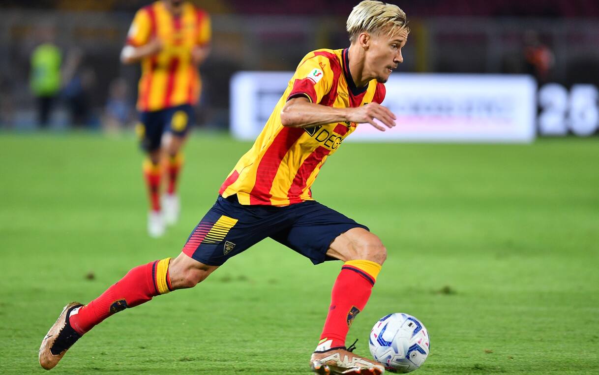 Chi è Pontus Almqvist, l'uomo in più del Lecce in questo avvio di ...