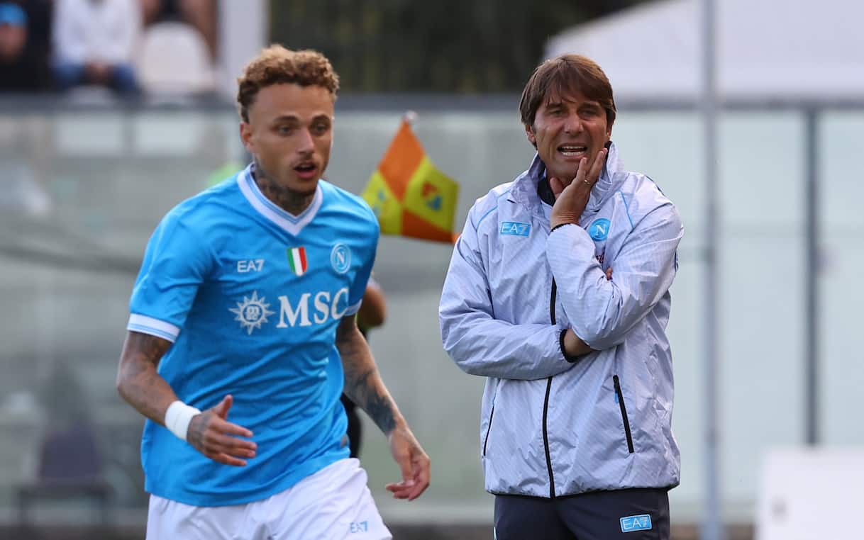 Napoli, 3-0 all'Avellino in amichevole: a segno anche Noa Lang | Sky Sport